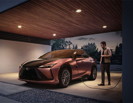 What Makes Lexus a Luxury Brand?